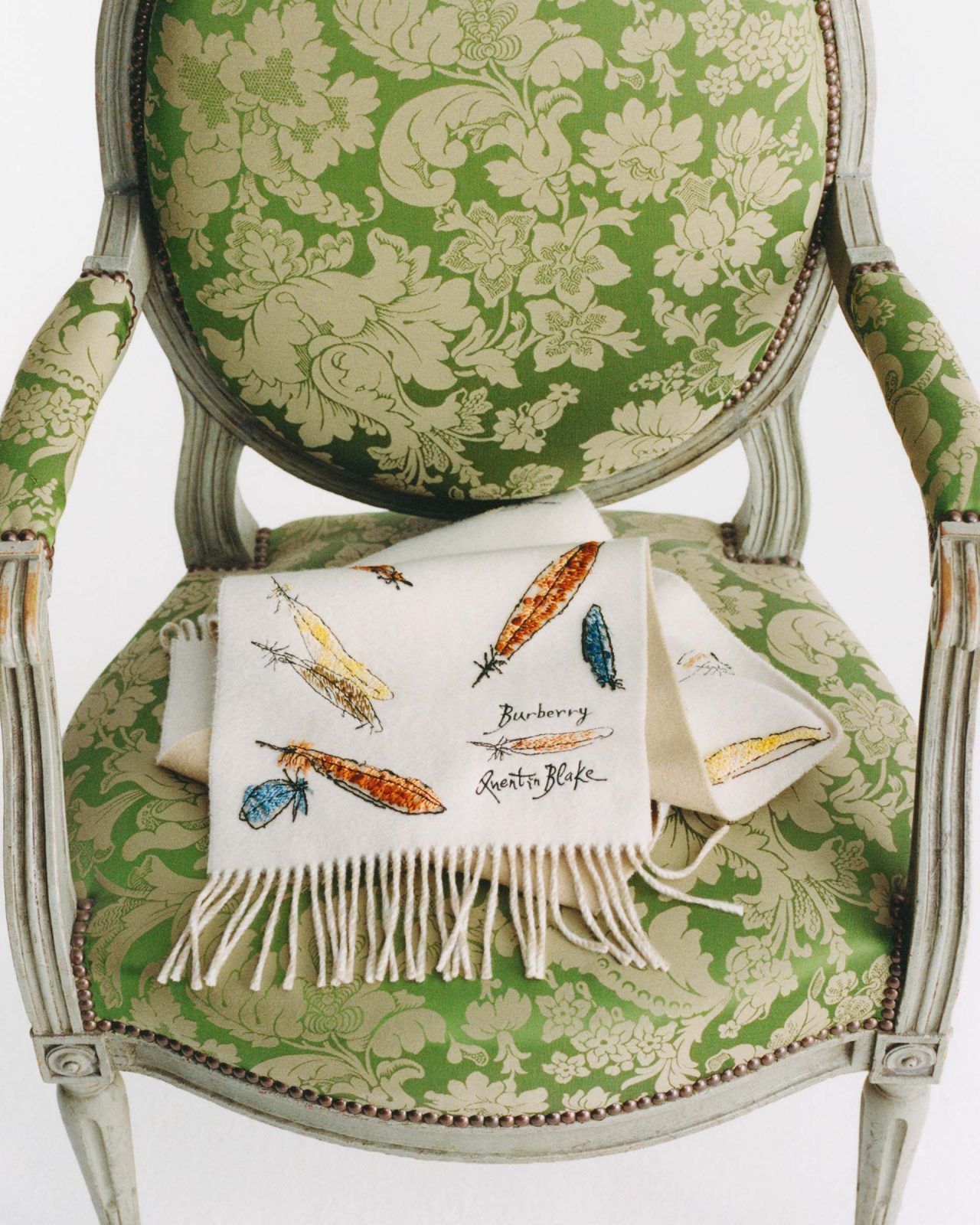 Burberry collaborates with celebrated British illustrator Sir Quentin ...