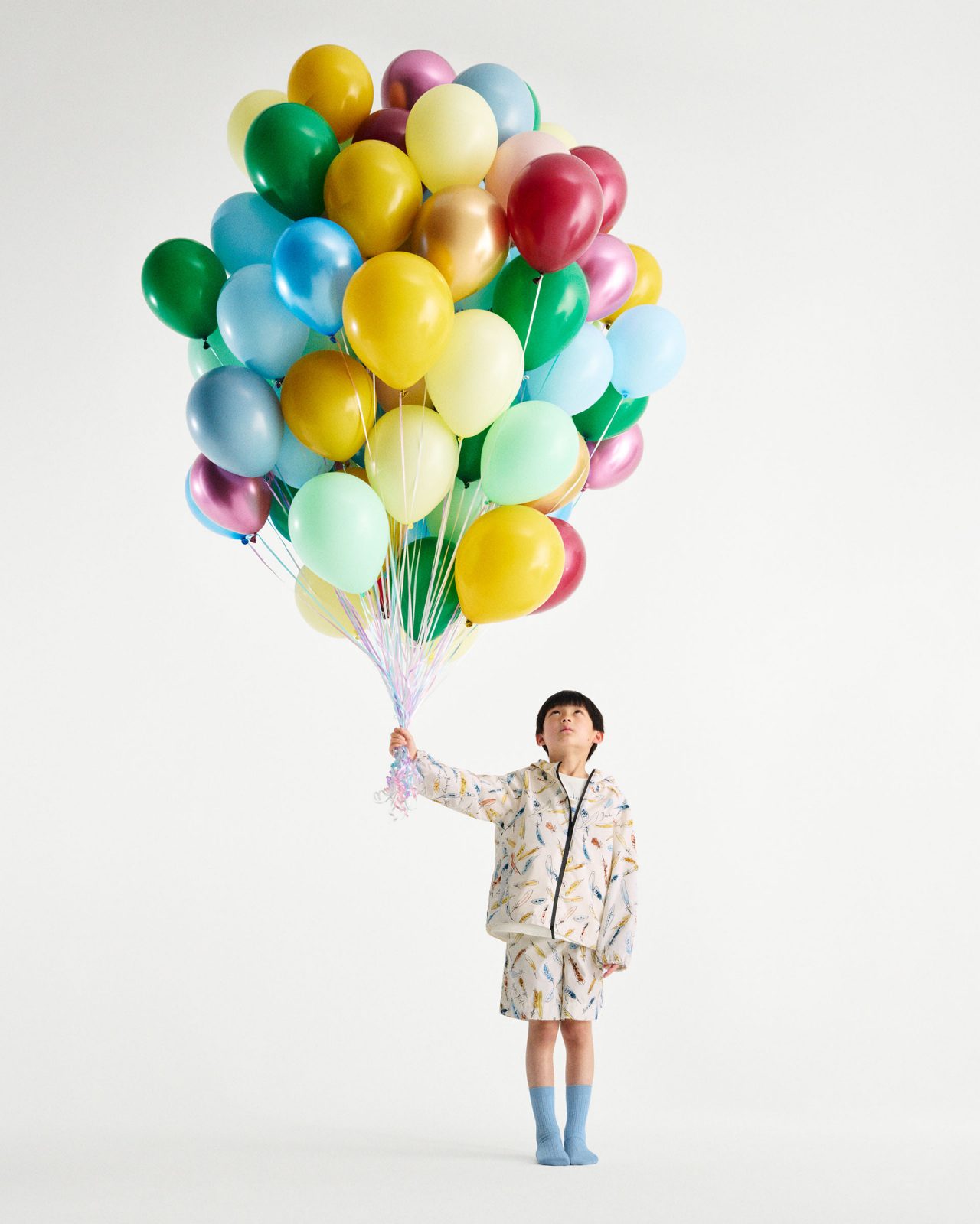 Burberry collaborates with celebrated British illustrator Sir Quentin ...